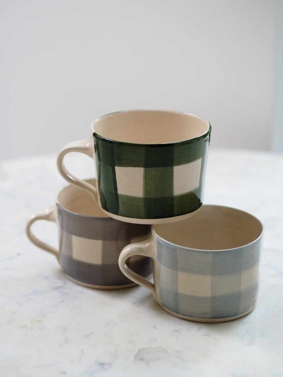 Wonki Ware Gingham Handmade Mugs – The Botanical Candle Co.